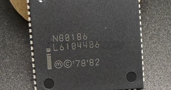 Intel N80186 CPU PLCC68 8MHz CMOS 186 Processor 16Bit 80186 Microprocessor